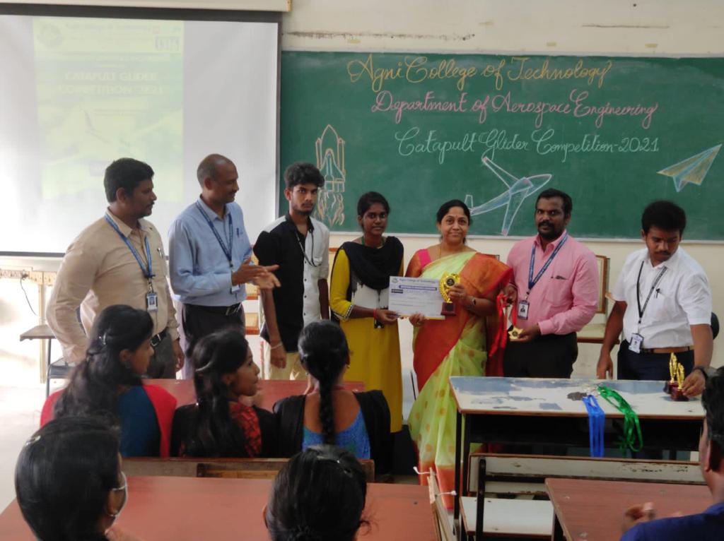 Catapult Glider Competition ' 2K21@ Department of Aerospace Engineering ...